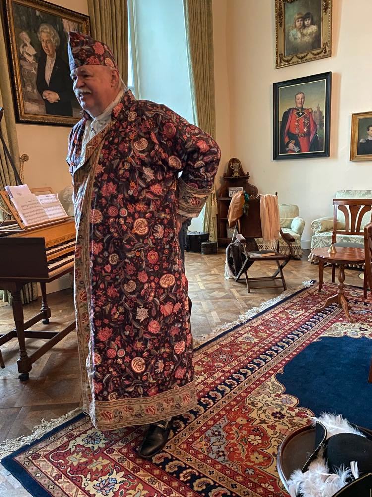 Settle down, pay attention! – Lois Elsden